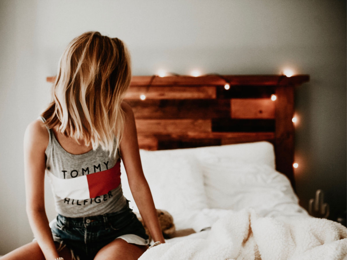 14 Seriously Impressive Girl Dorm Room Layout Ideas